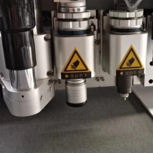 CNC Oscillating Knife Cutting Machine